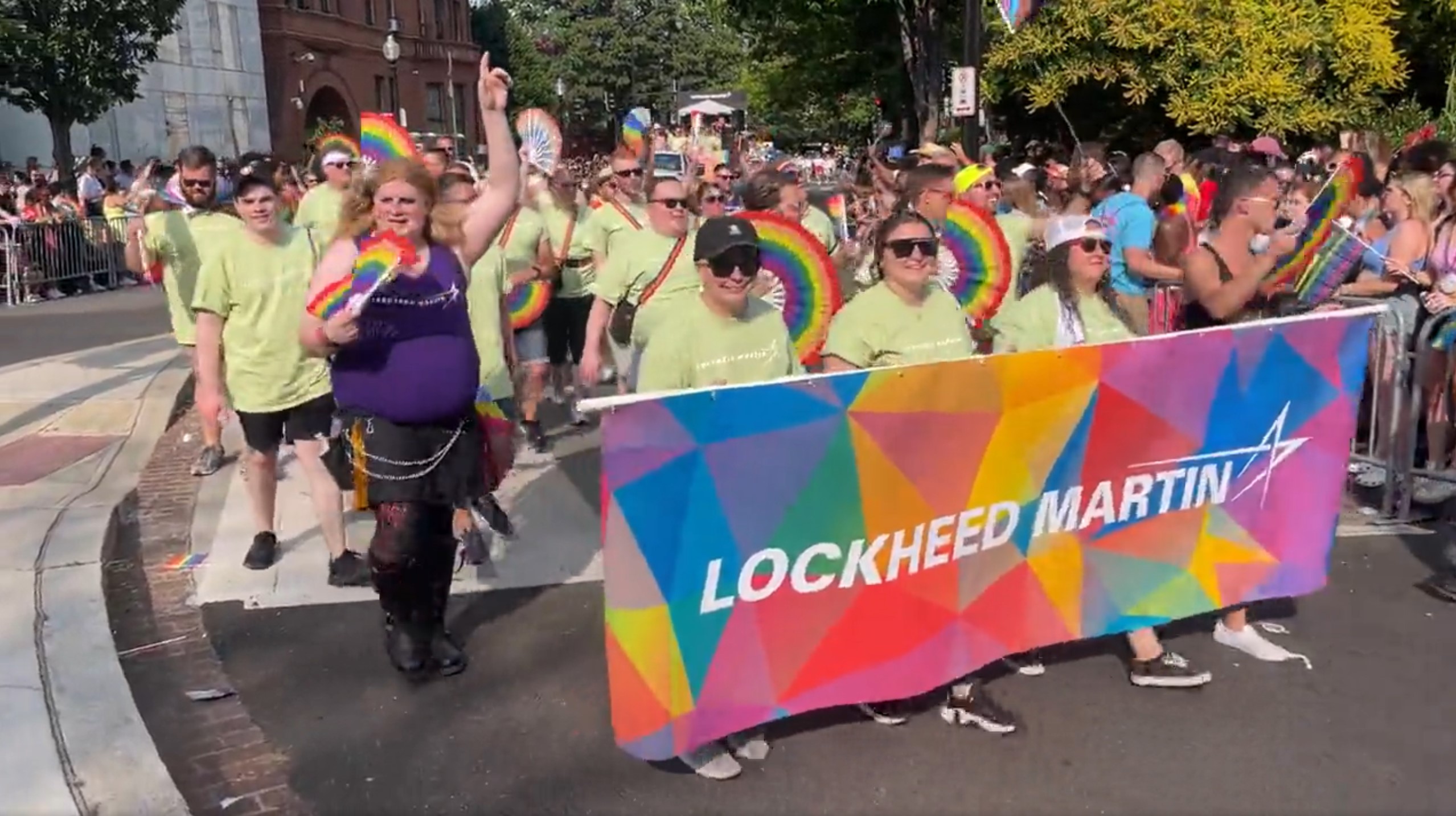 Woker Kulturkampf von Oben für Big Industries und Big Money